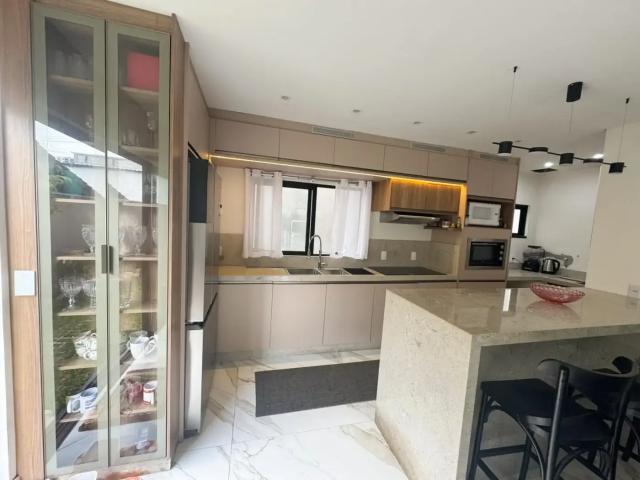 Casa / Sobrado para Venda em Penha/SC Centro 3 Quartos