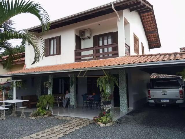 Casa / Sobrado para Venda em Penha/SC Centro 3 Quartos