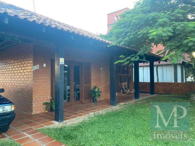 Casa / Sobrado para Venda em Penha/SC Centro 3 Quartos