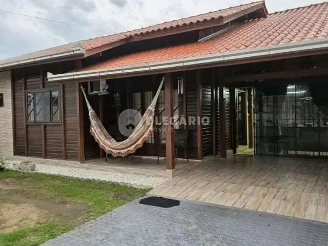 Casa / Sobrado para Venda em Penha/SC Centro 3 Quartos
