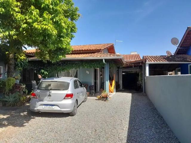 Casa / Sobrado para Venda em Penha/SC Centro 3 Quartos
