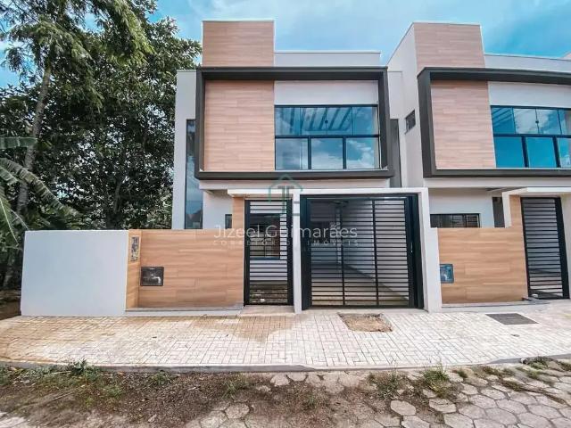 Casa / Sobrado para Venda em Penha/SC Centro 3 Quartos