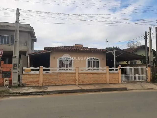 Casa / Sobrado para Venda em Penha/SC Praia de Armação do Itapocorói 5 Quartos