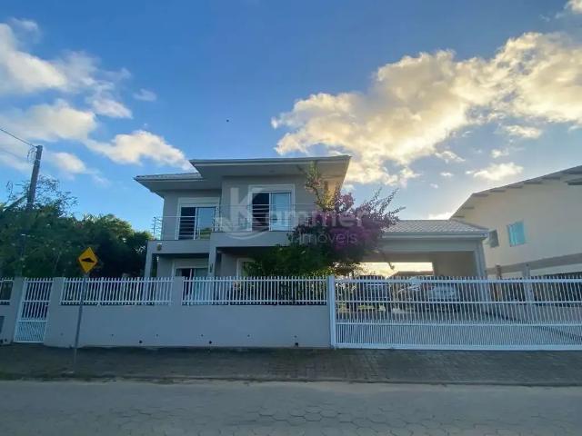 Casa / Sobrado para Venda em Penha/SC Praia Grande 4 Quartos