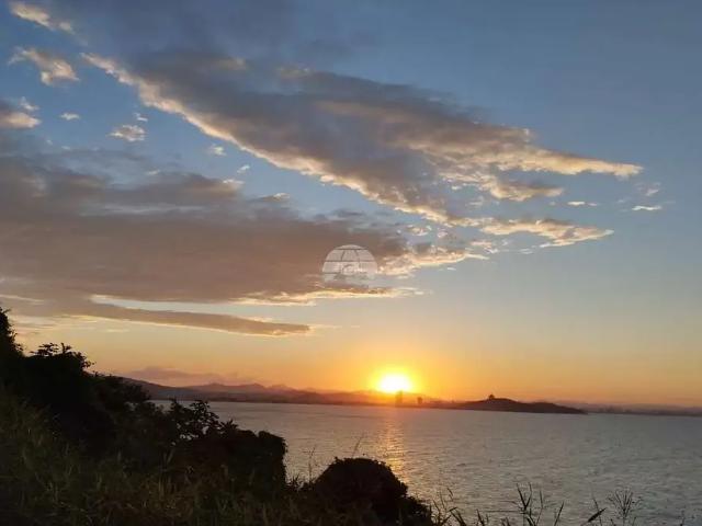 Casa / Sobrado para Venda em Penha/SC Praia Grande 3 Quartos