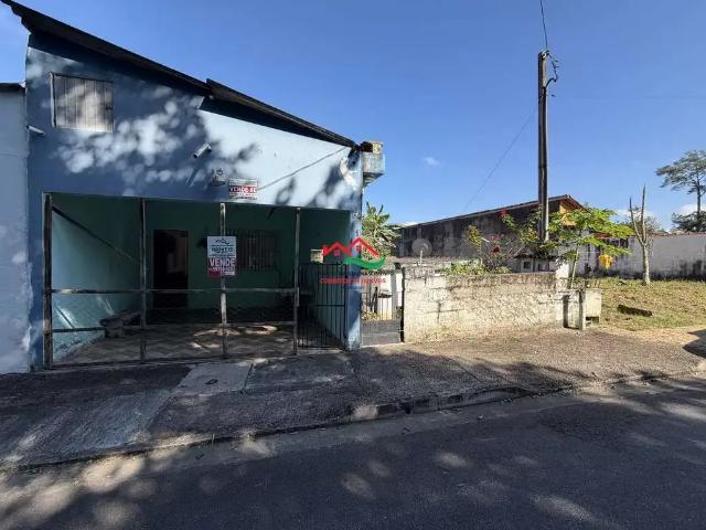 Casa / Sobrado para Venda em Pedro de Toledo/SP Centro 2 Quartos