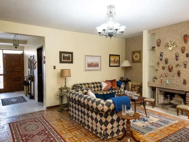 Casa / Sobrado para Venda em Pelotas/RS Centro 3 Quartos