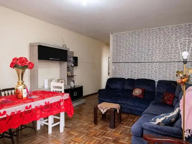 Casa / Sobrado para Venda em Pelotas/RS Centro 3 Quartos