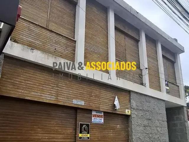 Casa / Sobrado para Venda em Pelotas/RS Centro 4 Quartos