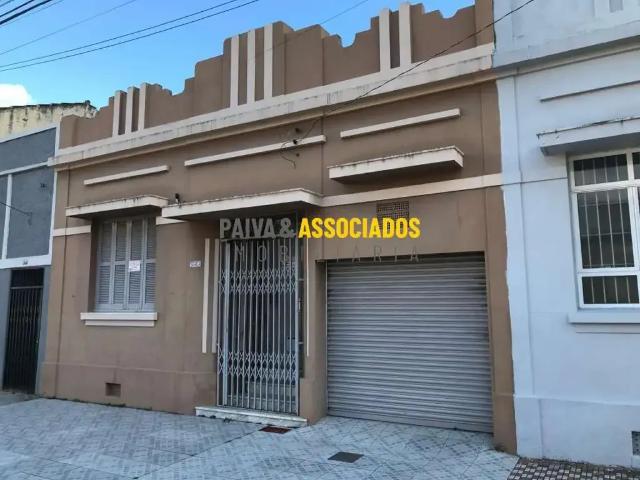 Casa / Sobrado para Venda em Pelotas/RS Centro 4 Quartos