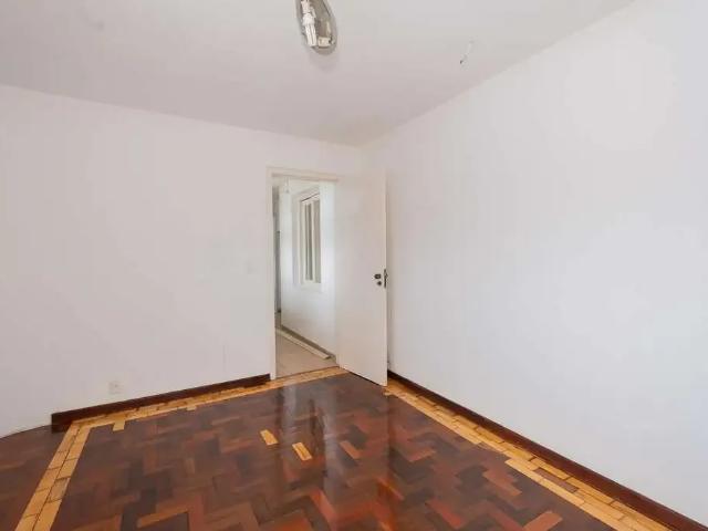 Casa / Sobrado para Venda em Pelotas/RS Centro 4 Quartos