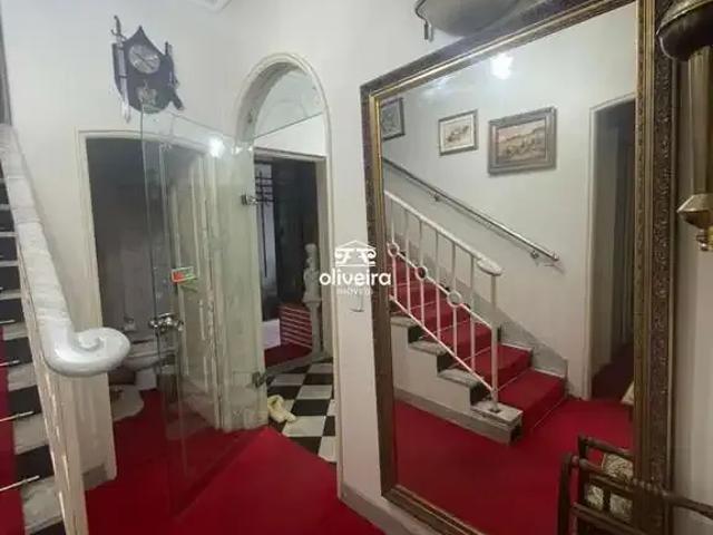 Casa / Sobrado para Venda em Pelotas/RS Centro 5 Quartos
