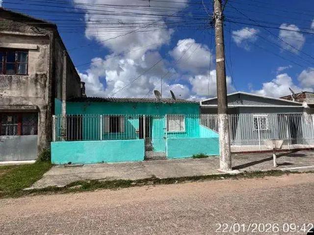 Casa / Sobrado para Venda em Pelotas/RS Centro 1 Quartos