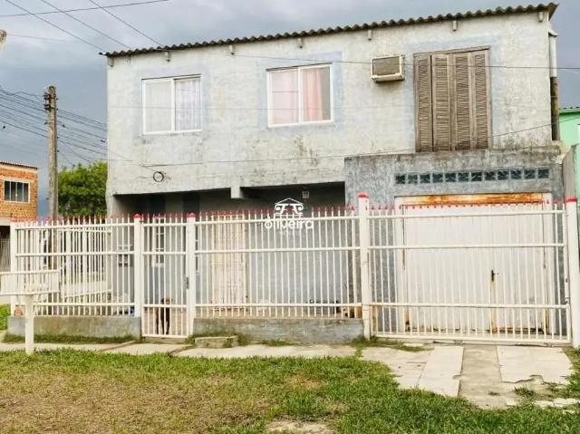 Casa / Sobrado para Venda em Pelotas/RS Areal 3 Quartos