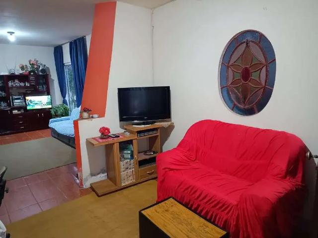 Casa / Sobrado para Venda em Pelotas/RS Areal 3 Quartos