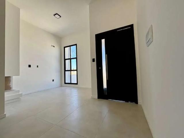 Casa / Sobrado para Venda em Pelotas/RS Areal 2 Quartos