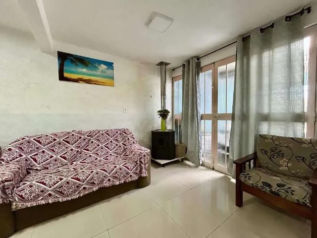 Casa / Sobrado para Venda em Pelotas/RS Areal 2 Quartos