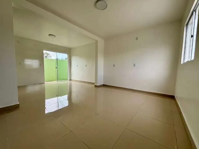 Casa / Sobrado para Venda em Pelotas/RS Areal 2 Quartos