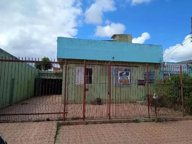 Casa / Sobrado para Venda em Pelotas/RS Fragata 4 Quartos
