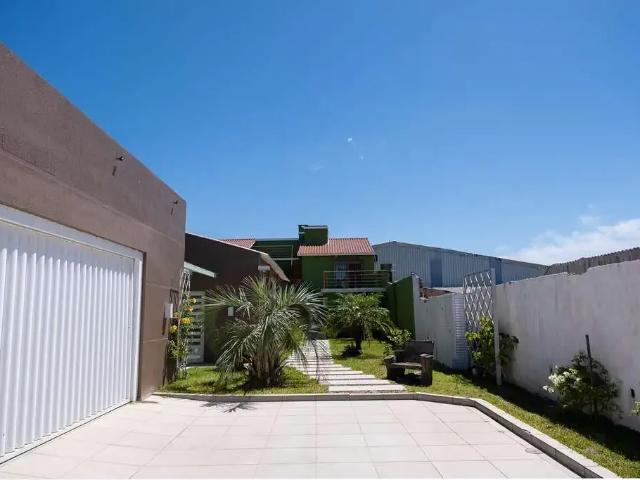 Casa / Sobrado para Venda em Pelotas/RS Fragata 5 Quartos
