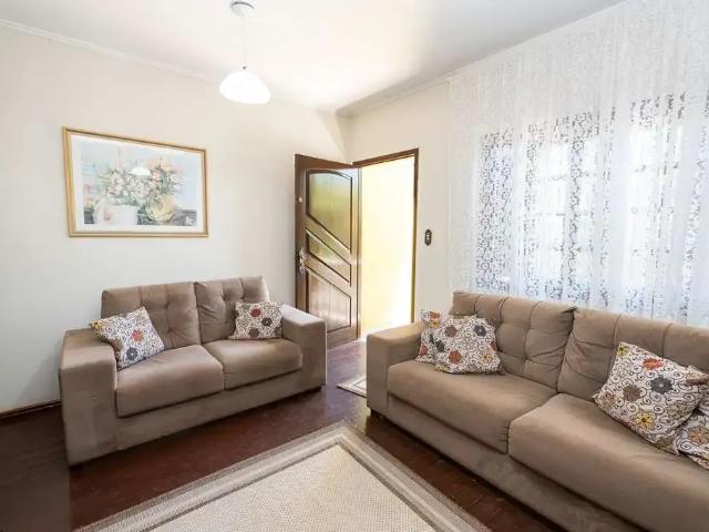 Casa / Sobrado para Venda em Pelotas/RS Fragata 6 Quartos