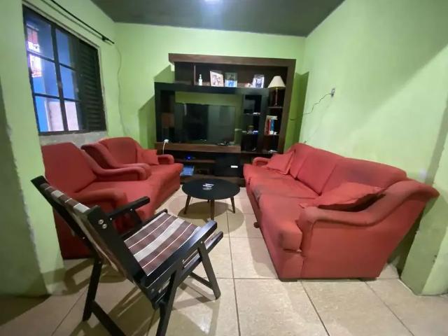 Casa / Sobrado para Venda em Pelotas/RS Fragata 2 Quartos