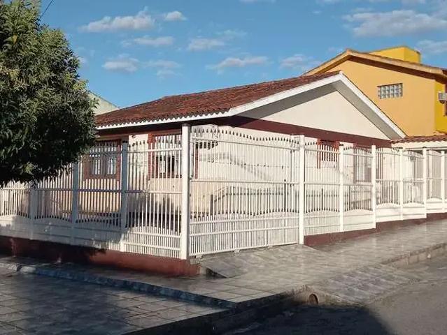 Casa / Sobrado para Venda em Pelotas/RS Fragata 2 Quartos