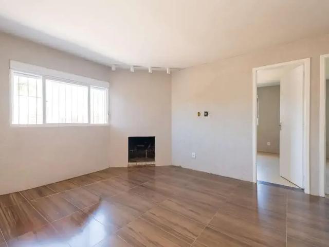 Casa / Sobrado para Venda em Pelotas/RS Fragata 3 Quartos