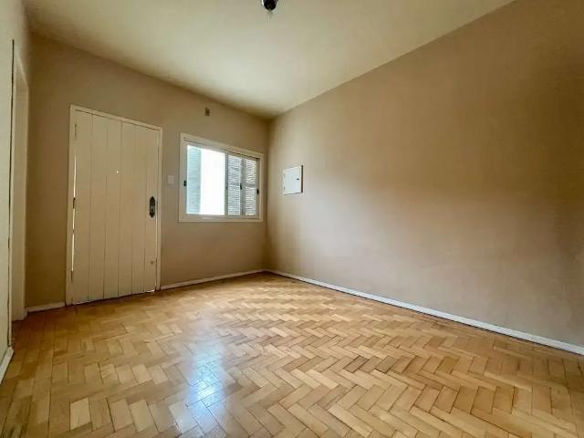 Casa / Sobrado para Venda em Pelotas/RS Fragata 3 Quartos