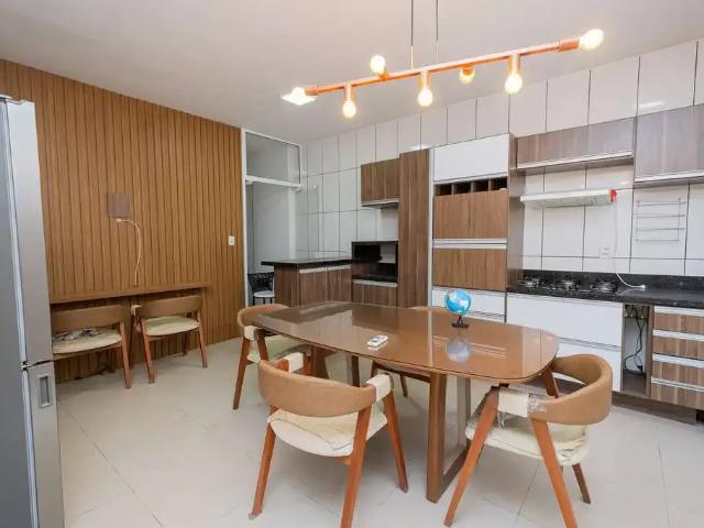 Casa / Sobrado para Venda em Pelotas/RS Fragata 3 Quartos