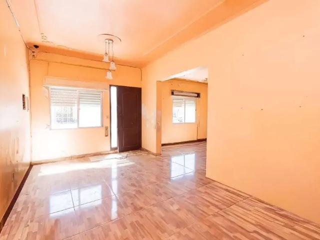 Casa / Sobrado para Venda em Pelotas/RS Fragata 3 Quartos