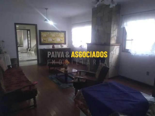 Casa / Sobrado para Venda em Pelotas/RS Fragata 3 Quartos