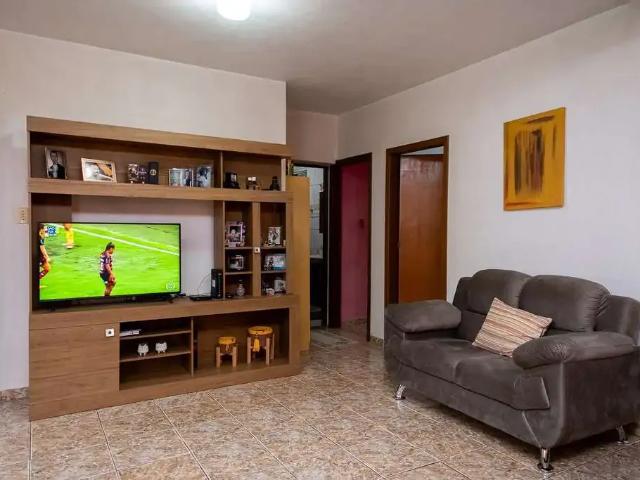 Casa / Sobrado para Venda em Pelotas/RS Fragata 3 Quartos