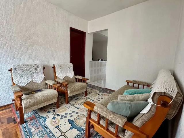 Casa / Sobrado para Venda em Pelotas/RS Fragata 3 Quartos