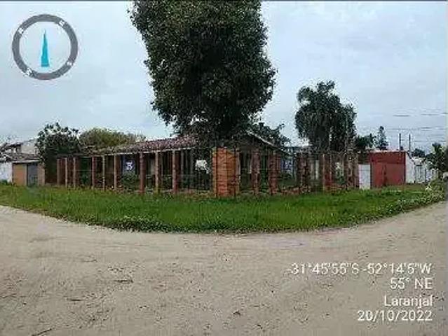 Casa / Sobrado para Venda em Pelotas/RS Laranjal 3 Quartos