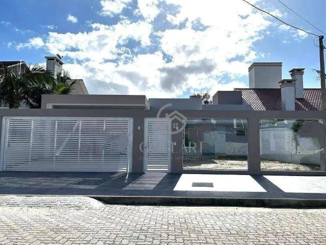 Casa / Sobrado para Venda em Pelotas/RS Laranjal 3 Quartos