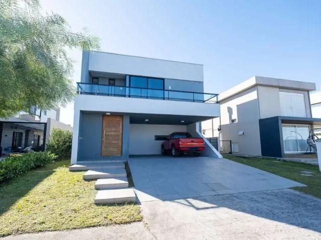 Casa / Sobrado para Venda em Pelotas/RS Laranjal 3 Quartos