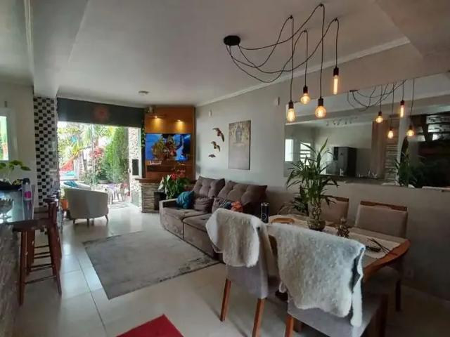 Casa / Sobrado para Venda em Pelotas/RS Laranjal 3 Quartos