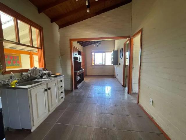 Casa / Sobrado para Venda em Pelotas/RS Laranjal 3 Quartos