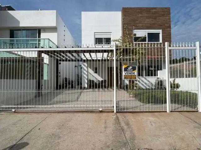 Casa / Sobrado para Venda em Pelotas/RS Laranjal 3 Quartos