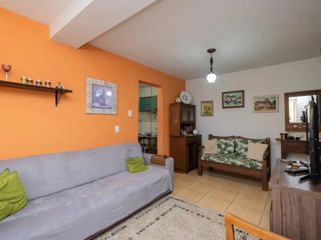 Casa / Sobrado para Venda em Pelotas/RS Laranjal 2 Quartos