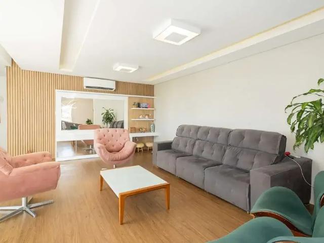 Casa / Sobrado para Venda em Pelotas/RS Três Vendas 3 Quartos