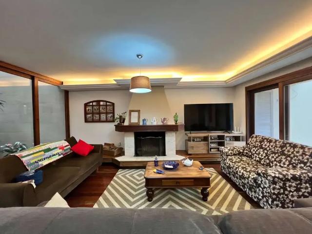 Casa / Sobrado para Venda em Pelotas/RS Três Vendas 3 Quartos