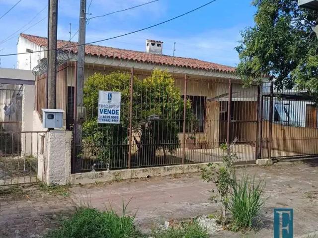 Casa / Sobrado para Venda em Pelotas/RS Três Vendas 3 Quartos