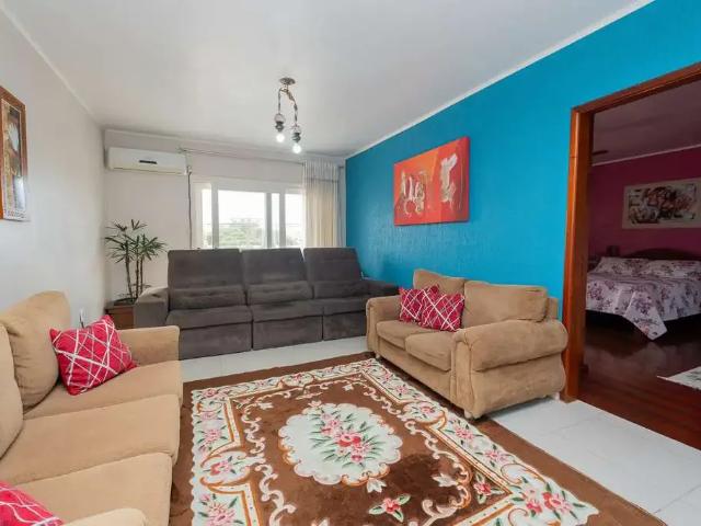 Casa / Sobrado para Venda em Pelotas/RS Três Vendas 3 Quartos