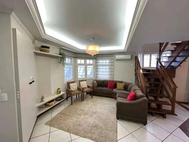 Casa / Sobrado para Venda em Pelotas/RS Três Vendas 3 Quartos