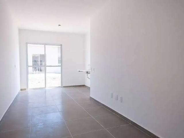 Casa / Sobrado para Venda em Pelotas/RS Três Vendas 2 Quartos
