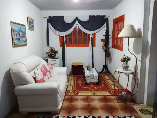 Casa / Sobrado para Venda em Pelotas/RS Três Vendas 4 Quartos