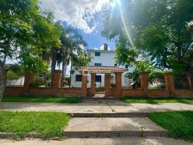 Casa / Sobrado para Venda em Pelotas/RS Zona Norte 5 Quartos