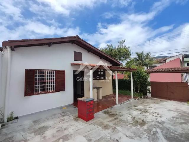 Casa / Sobrado para Venda em Peruíbe/SP Centro 2 Quartos